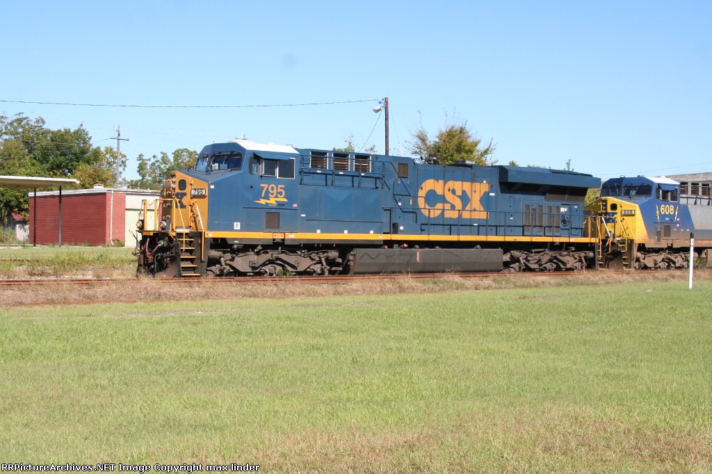 CSX 795
